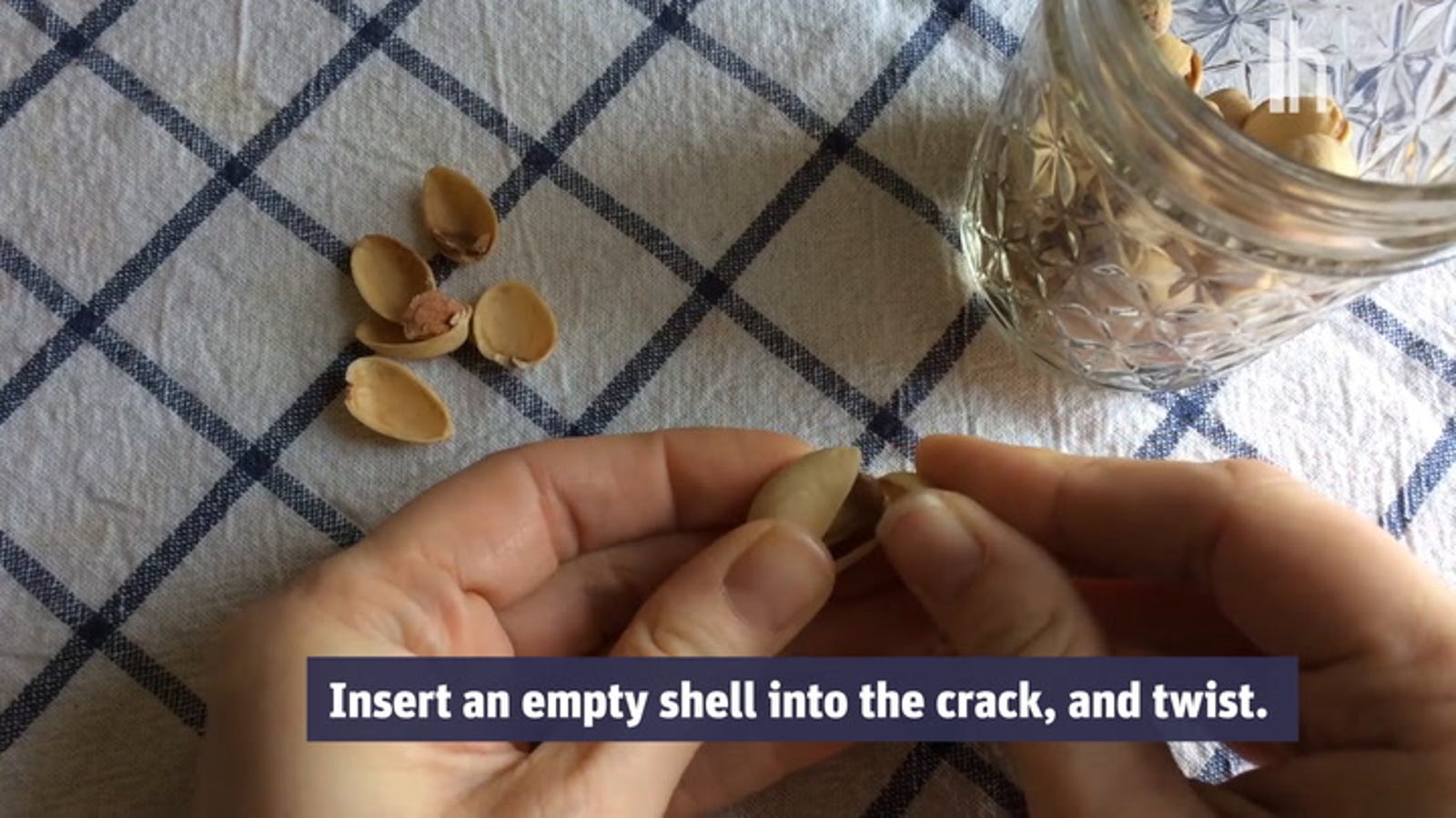 The Easiest Ways to Open a Stubborn Pistachio The Easiest Ways to Open a Stubborn Pistachio