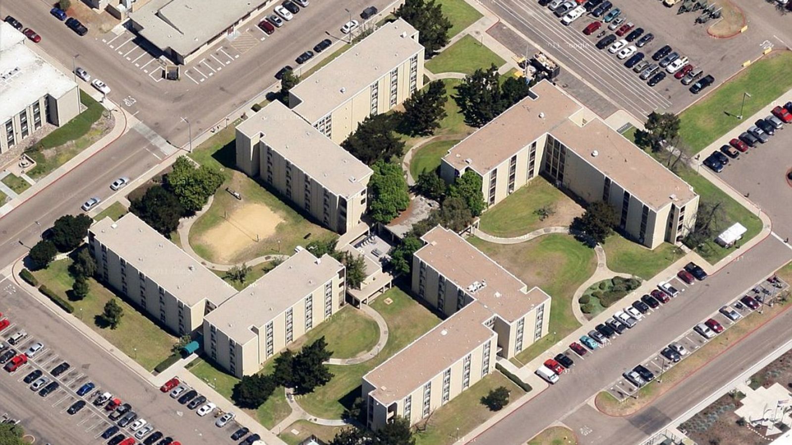 El arquitecto de este edificio de la Marina de EE.UU. nunca tuvo en ...