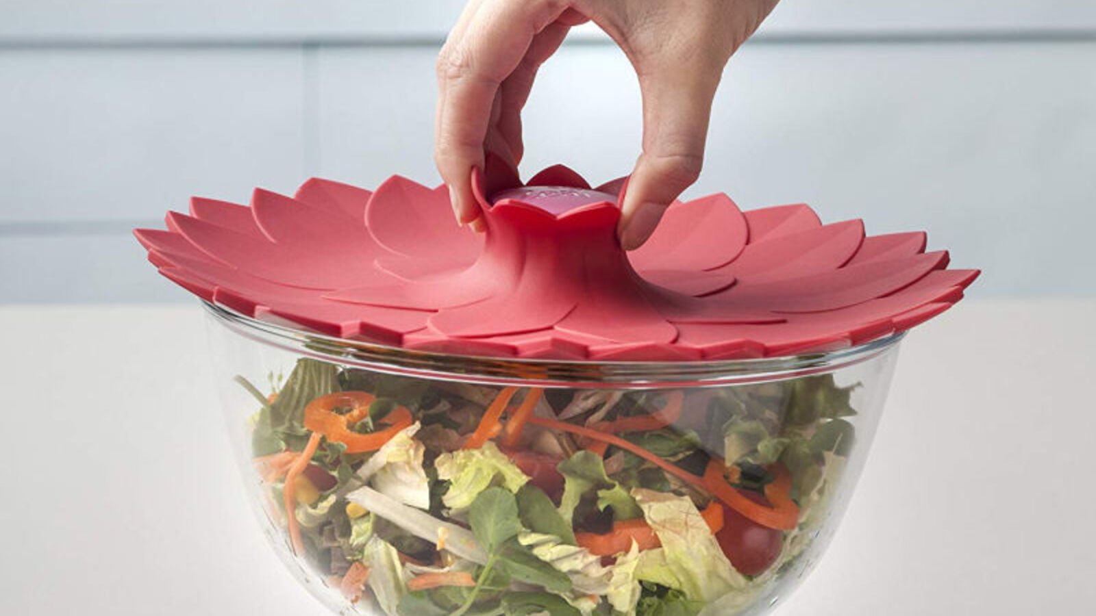 This Universal Airtight Lid Has My Seal of Approval