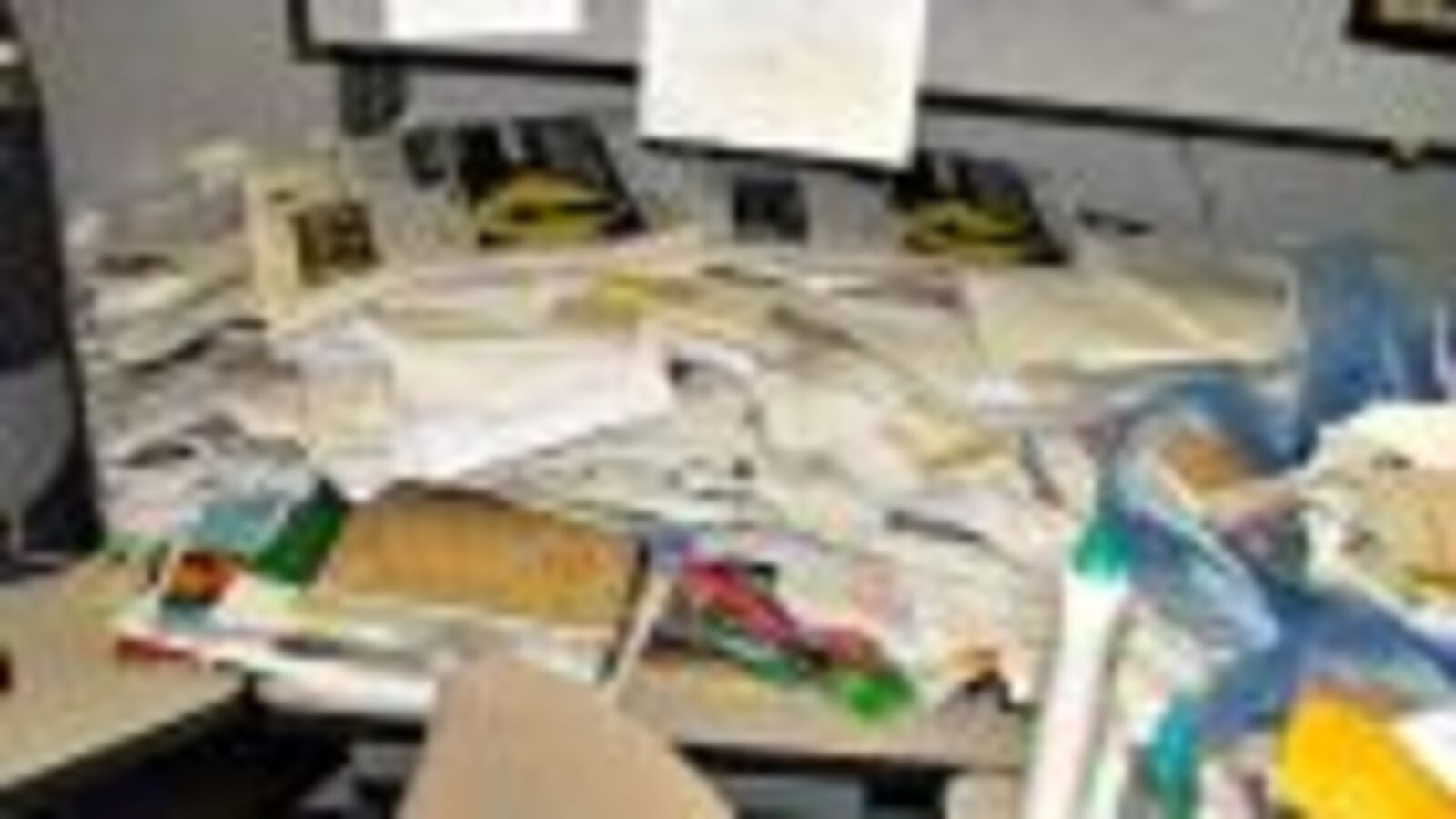A Messy Desk Can Influence Perceptions of Your Professionalism