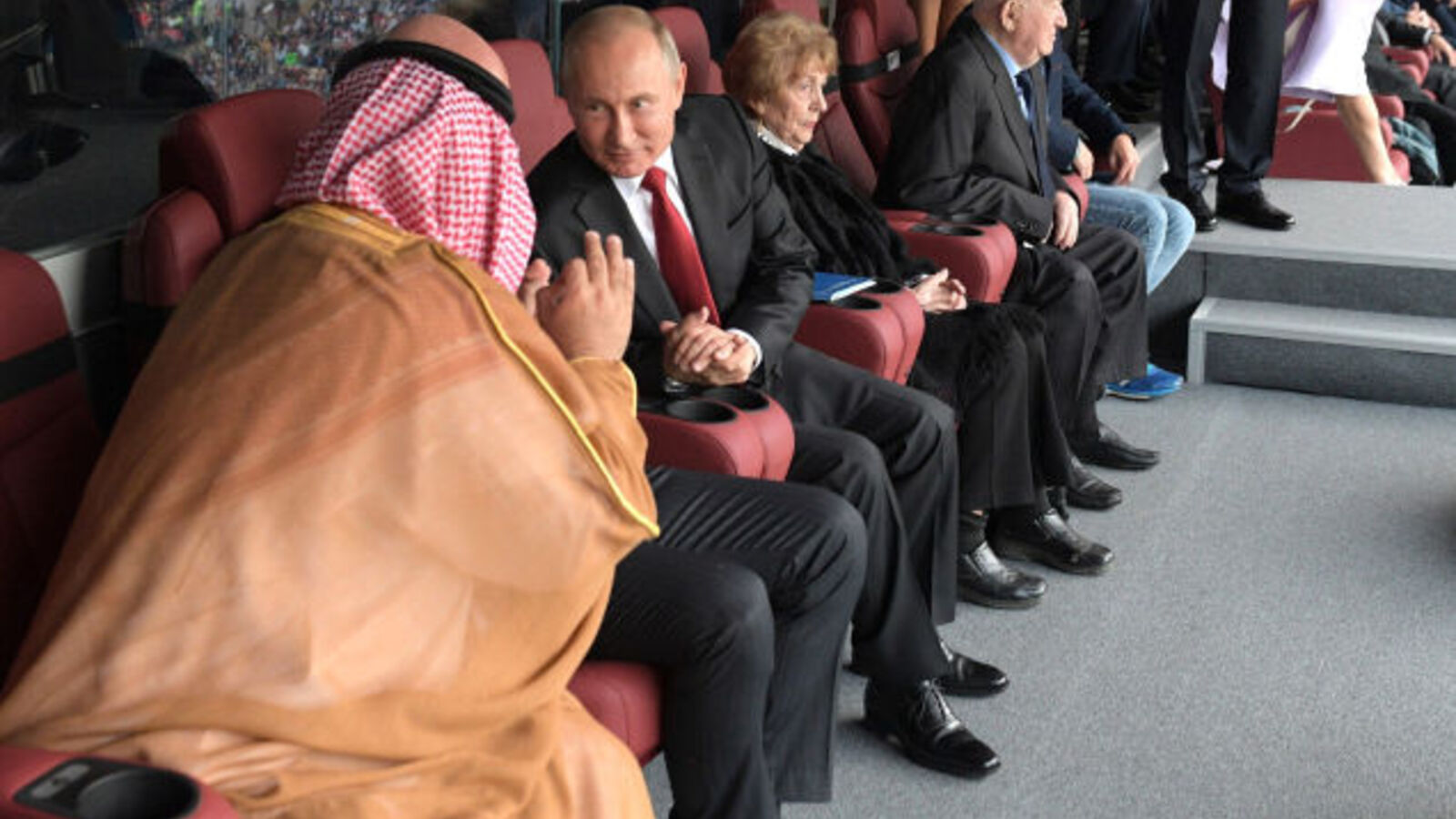 Death Grip: Handshake Between Saudi Arabia’s Crown Prince and the ...