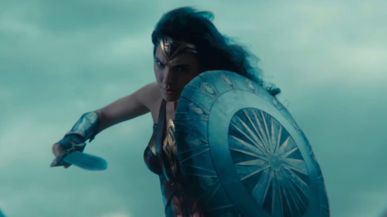 The New Wonder Woman TV Spot Kicks All Kinds of Ass The New Wonder Woman TV Spot Kicks All Kinds of Ass