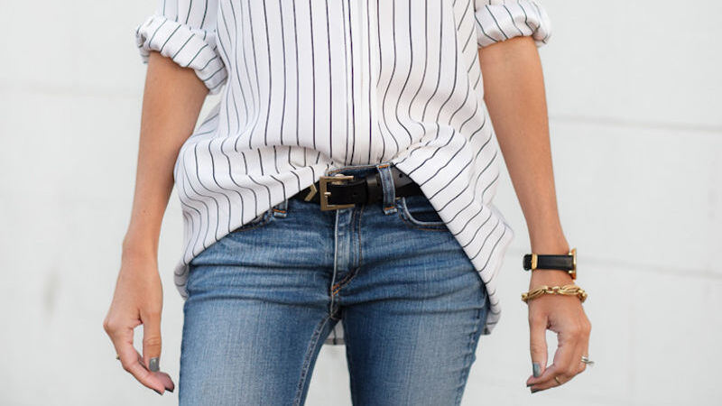 The Trick to a Perfect Front Tuck for a Long Shirt