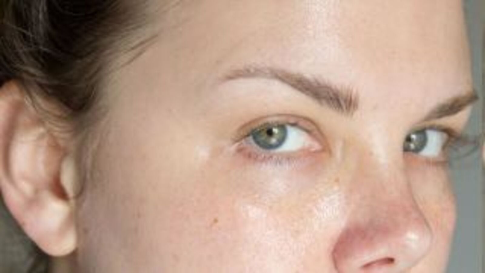 The Best Way to Conceal Dark Spots and Blemishes