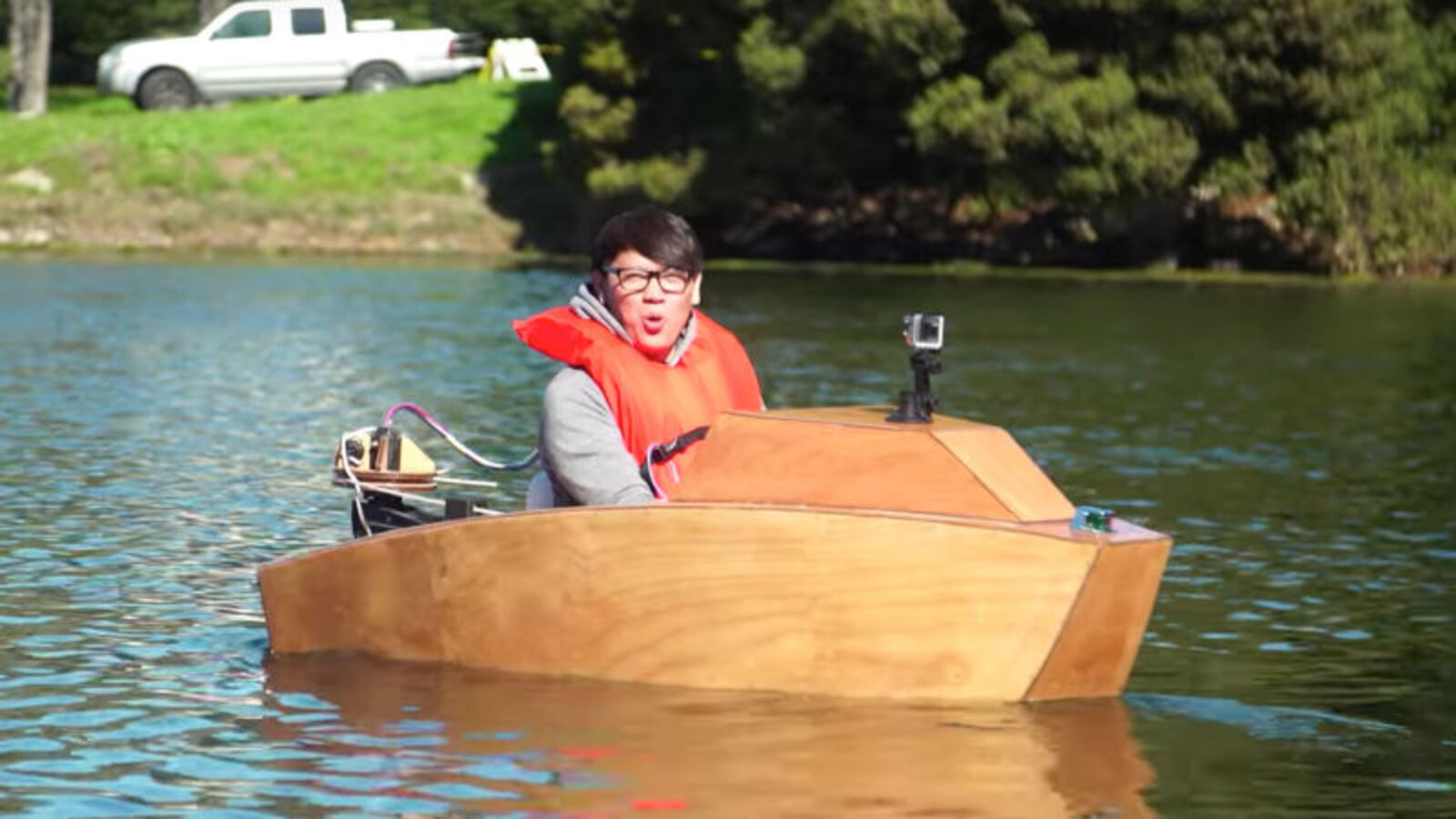 Meet The Adorable Electric Go-Kart Boat You Can Build For About $2,000 ...