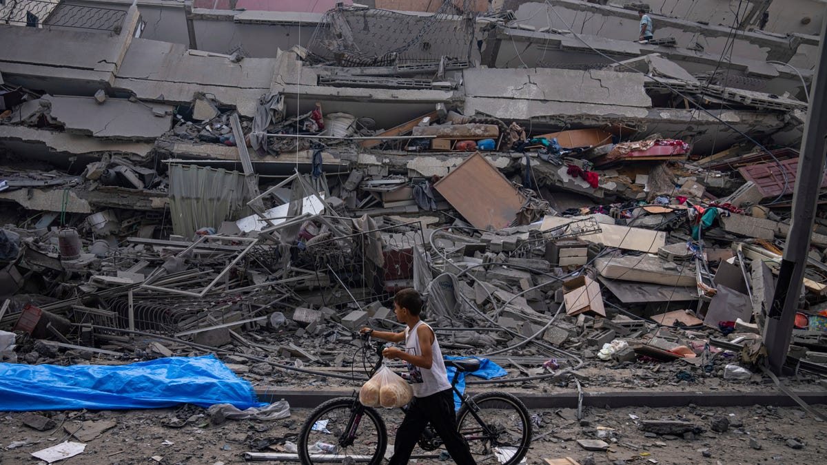 Stark UN report on devastation to Palestinian economy shows GDP fell 4% ... Stark UN report on devastation to Palestinian economy shows GDP fell 4% ...