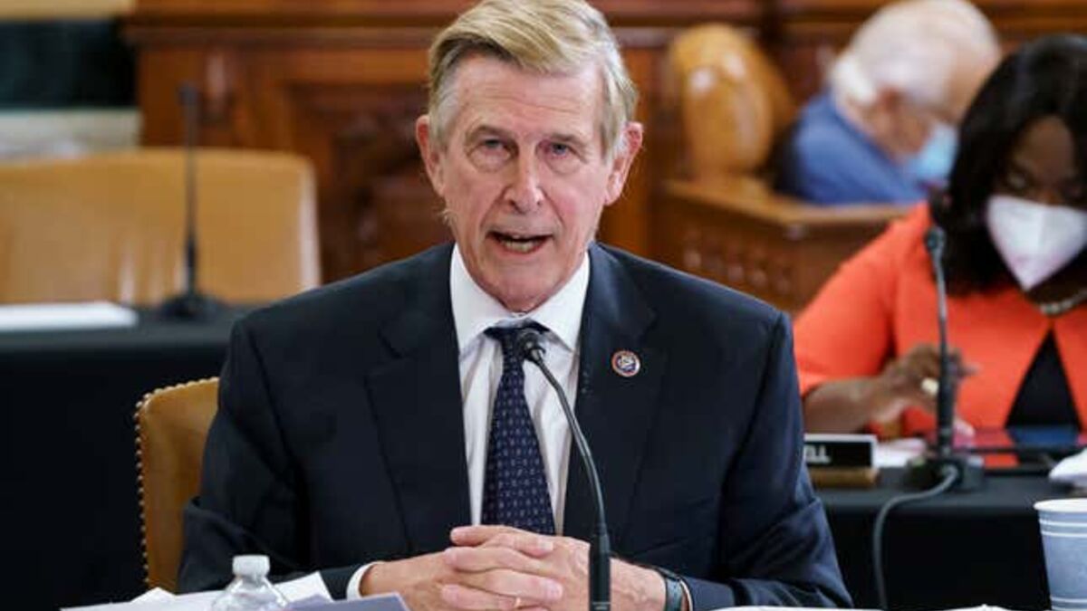 A congressman wanted to understand AI. So he went back to a college ...