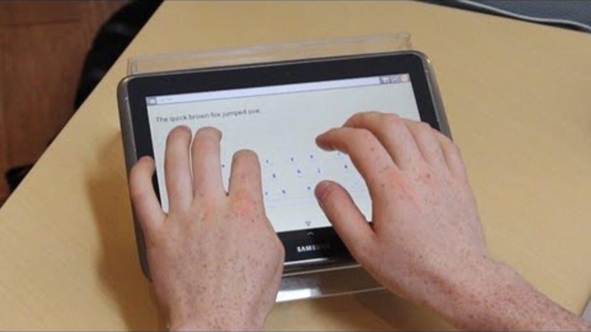 This Incredible Tablet Keyboard Transforms to Fit Your Sloppy Fingers