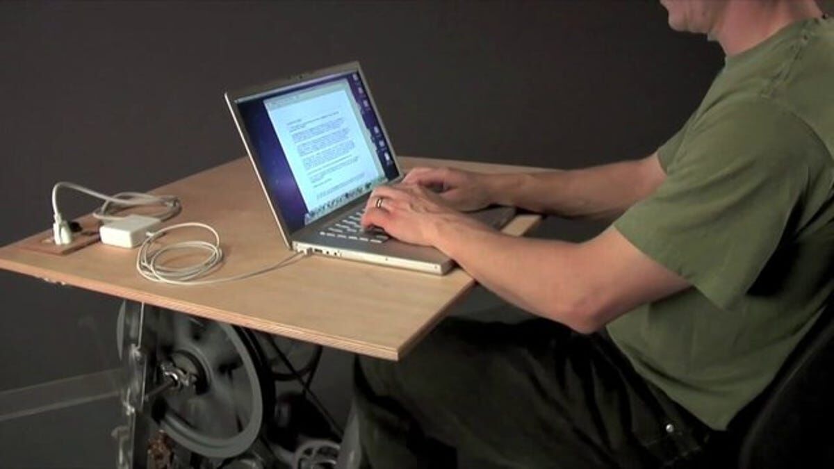 This crazy device will power your machines after the apocalypse