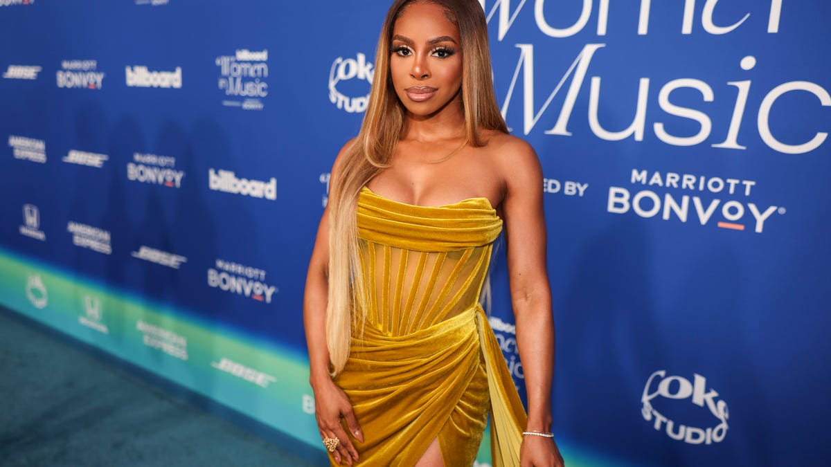 Rhop Star Candiace Dillard Bassett Announces Pregnancy