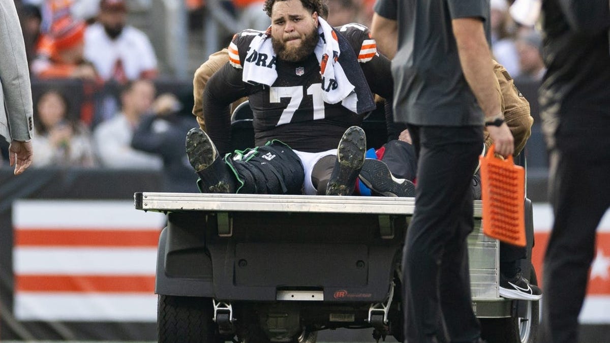 Browns LT Jedrick Wills headed to IR with knee injury Browns LT Jedrick Wills headed to IR with knee injury