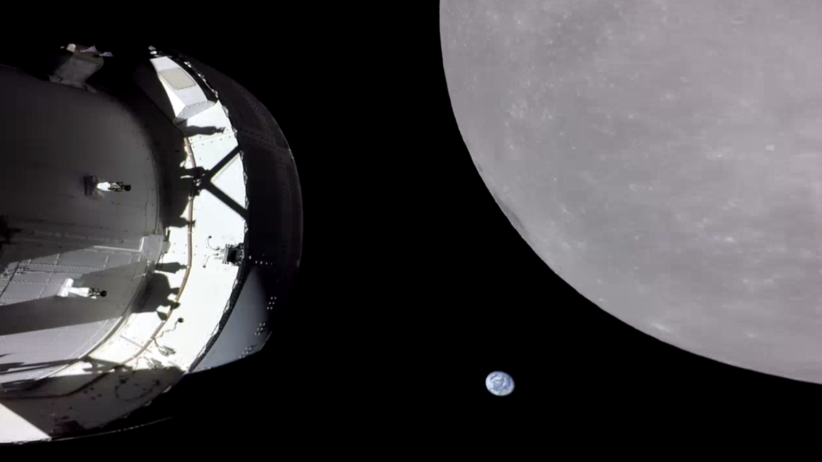 Artemis I Passes 81 Miles Above Moon's Surface Before Heading for ...