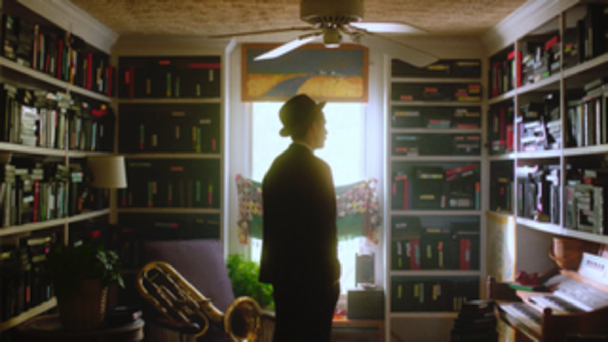 Strawberry Mansion review: Charming sci-fi indie about dreams