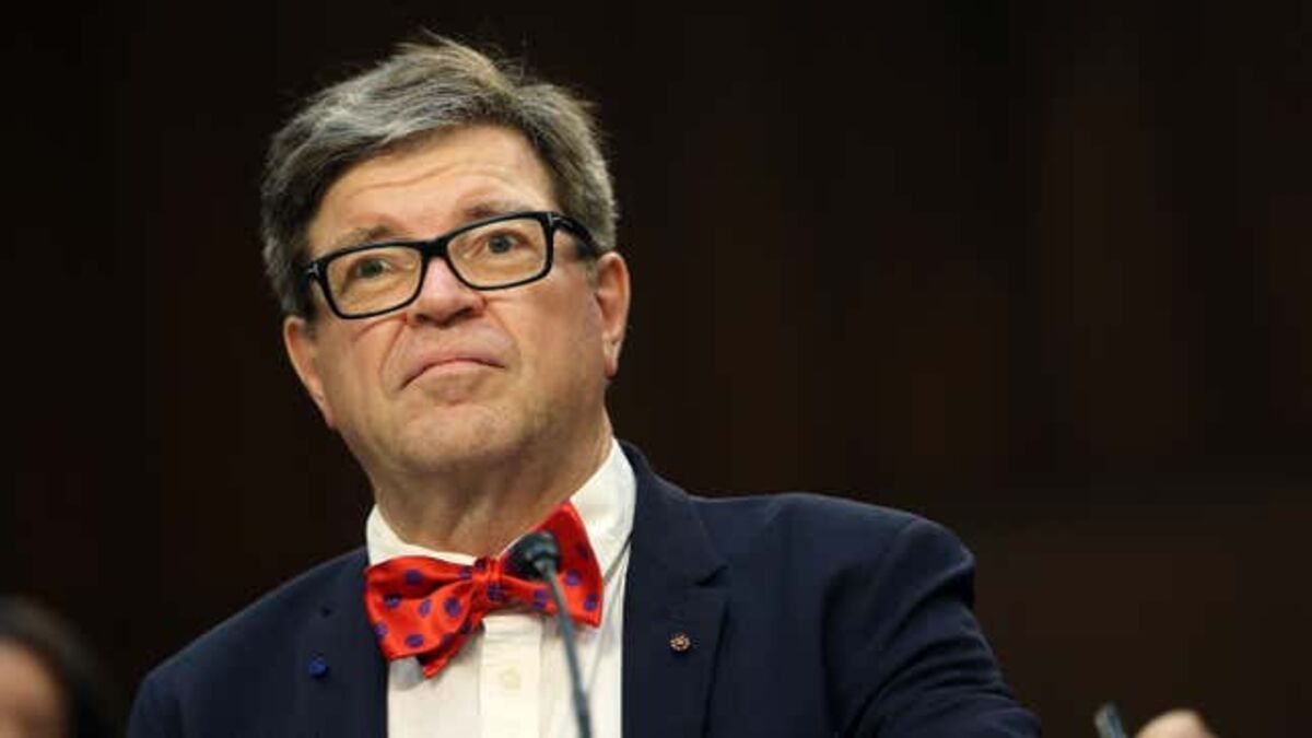 Meta’s Chief AI Guy Says Isn’t That Smart