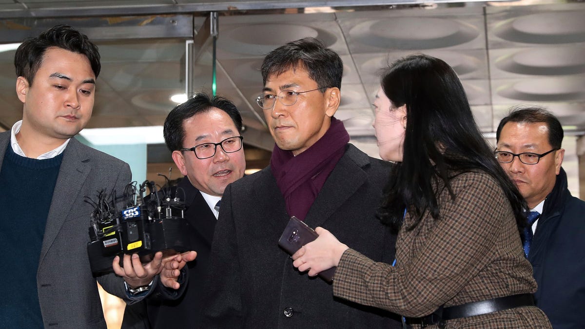 Metoo In South Korea Former Governor Ahn Hee Jung Sentenced For