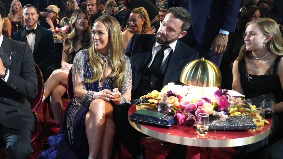 Ben Affleck Knew He Was Becoming A Grammy Meme In Real Time