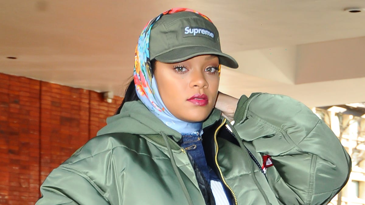 Supreme is being sold to EssiloLuxottica for $1.5 billion Supreme is being sold to EssiloLuxottica for $1.5 billion