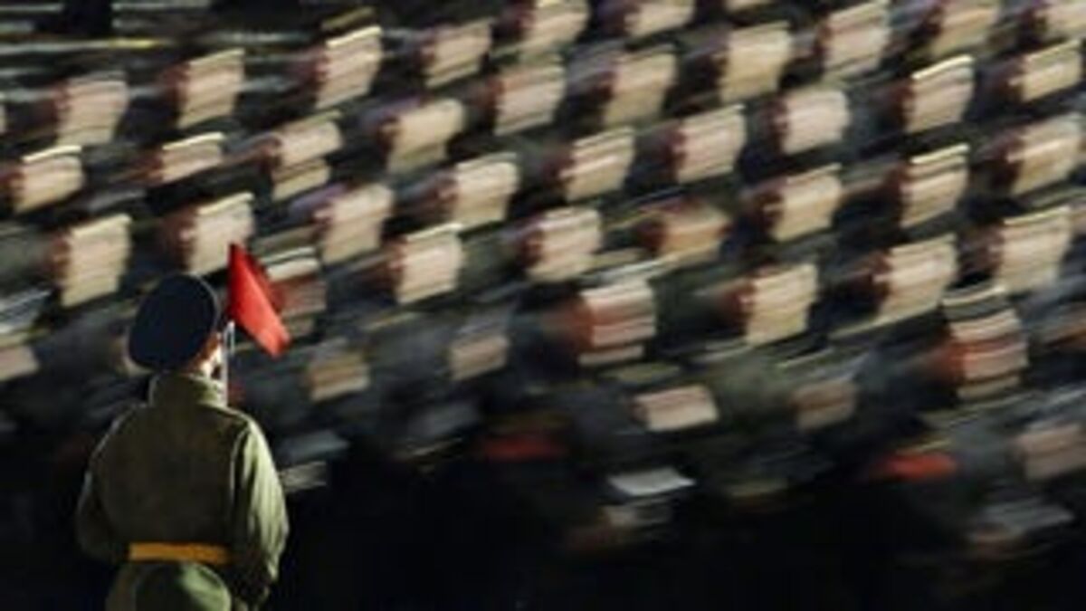 Nazis keep creeping into Russia’s Victory Day photos