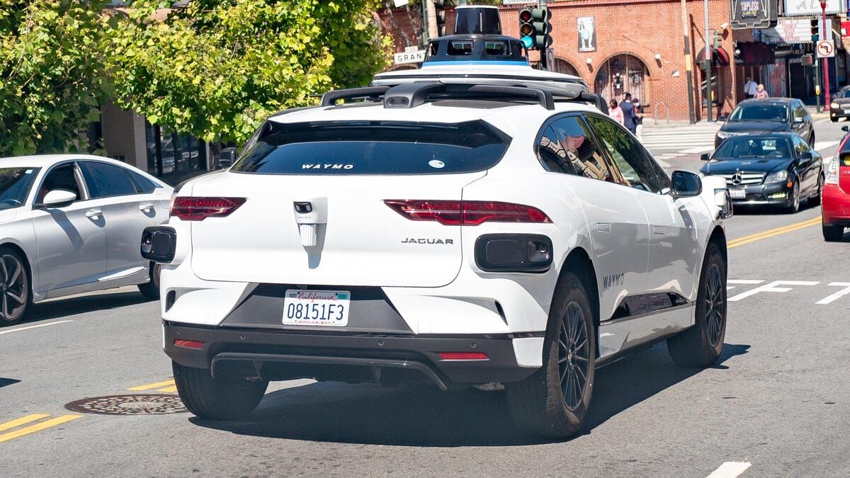 Dashcam Footage Shows Waymo Autonomous Cars Clogging Streets