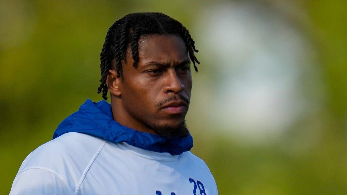 Jonathan Taylor-Colts saga has no end in sight