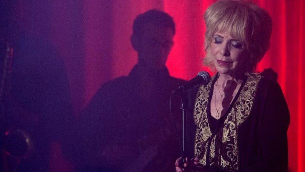 Honoring Twin Peaks Singer Julee Cruise