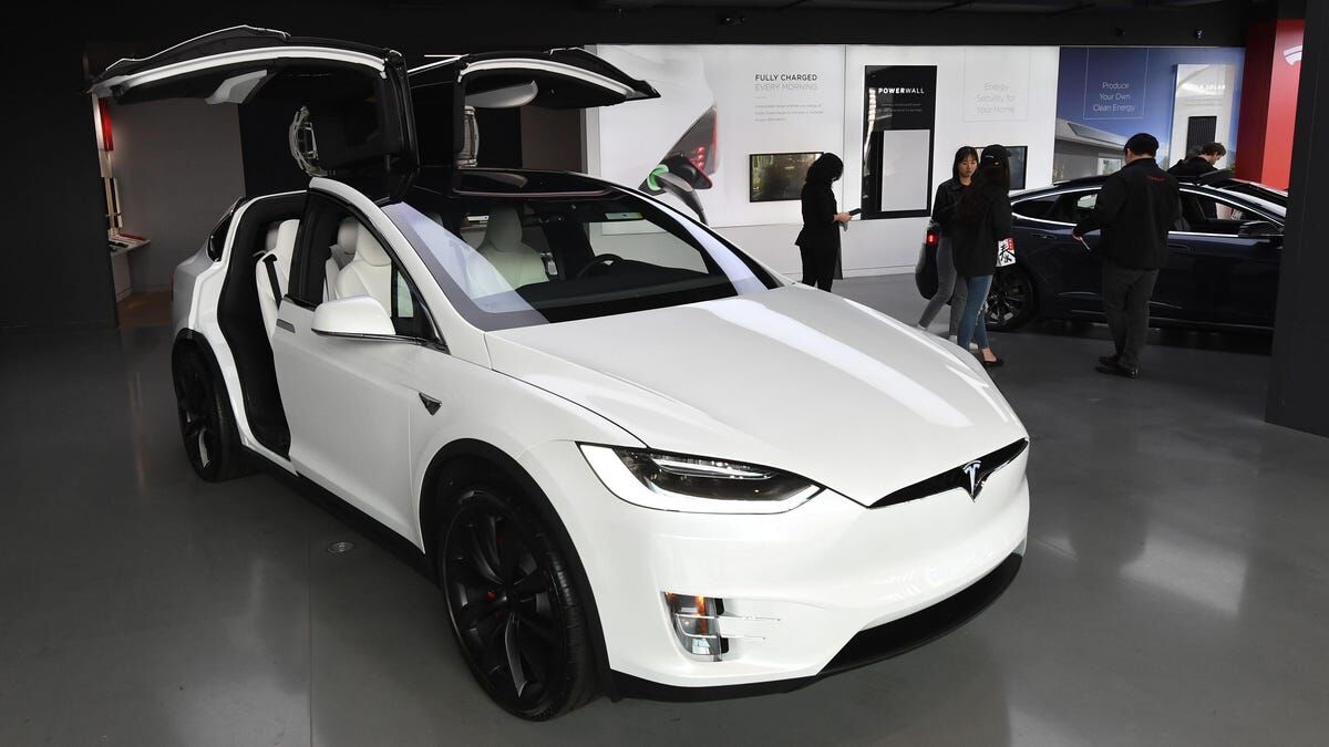 Tesla And NHTSA Are Spoiling For A Fight