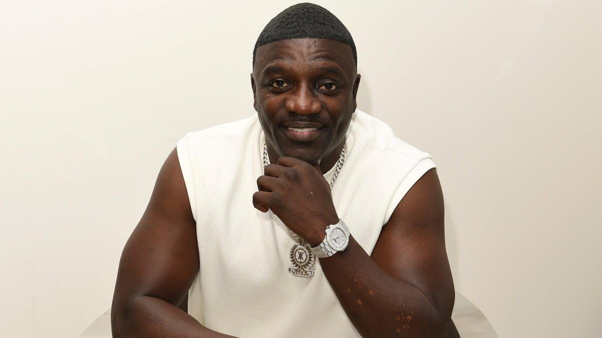 Akon Says Women Should Know Their 'Role.' We Say: Who Asked You?