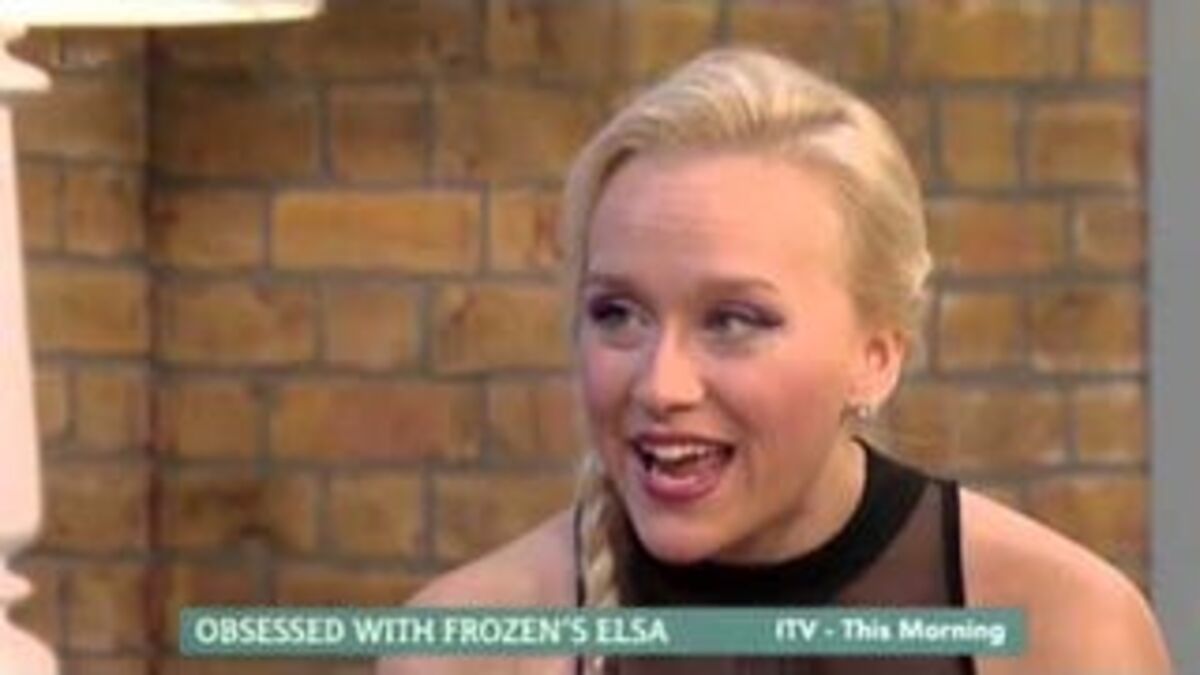 Woman Ices Out Depression By Living Entire Life as Elsa from Frozen