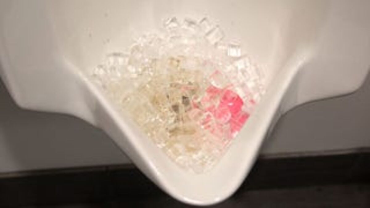 Ice In Urinal Just Cherry On Top For Man Who Came To Club To Drink Piss