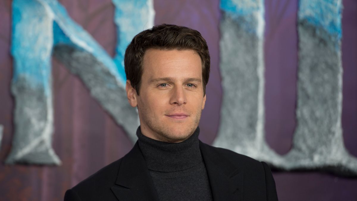 Jonathan Groff reportedly joins The Matrix 4
