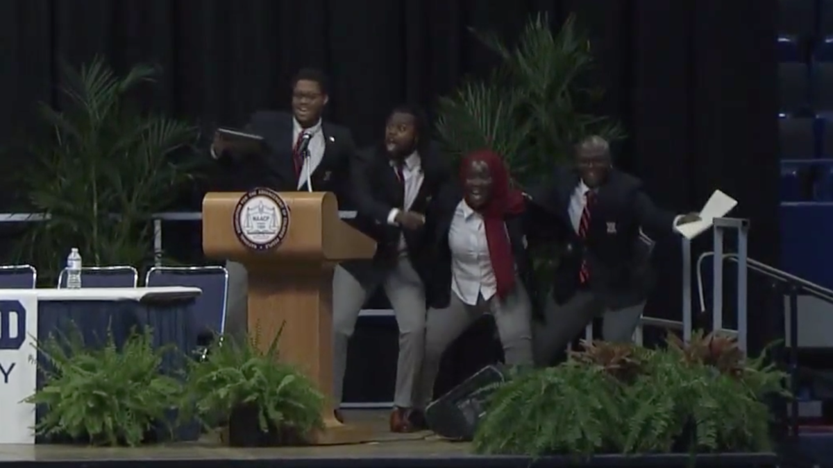 Howard University Debate Teams Beats Harvard in Competition for 2nd ...