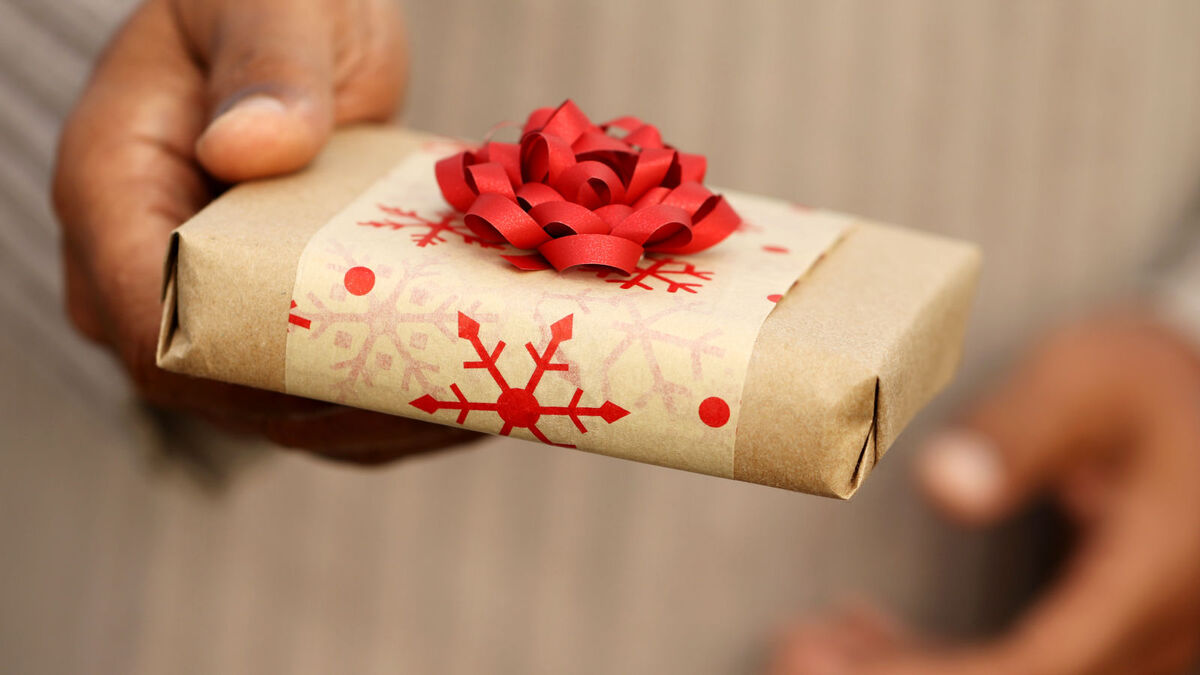 The Glow Up's Guide to Giving: It's the Little Things