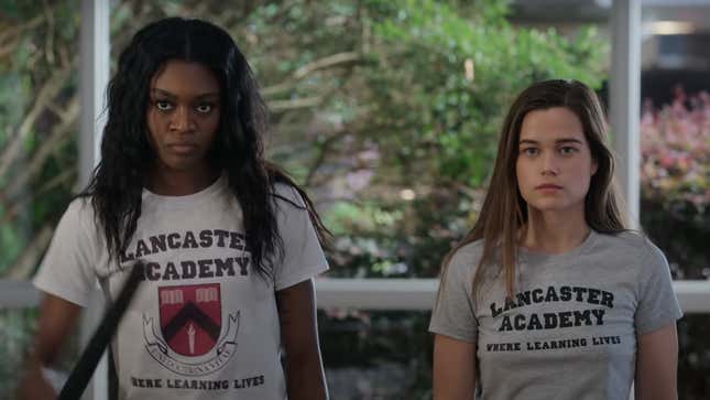 Watch Trailer For Netflixs Queer Ya Vampire Show First Kill