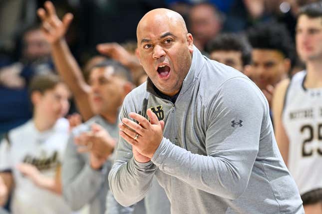 Georgetown outlasts Notre Dame in OT, 72-68 Georgetown outlasts Notre Dame in OT, 72-68