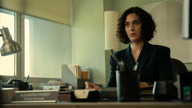A New Fatal Attraction Trailer Dives Right Off The Deep End