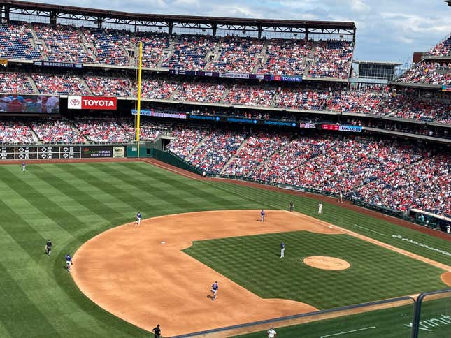 Volvo XC40 Recharge Baseball Road Trip EV