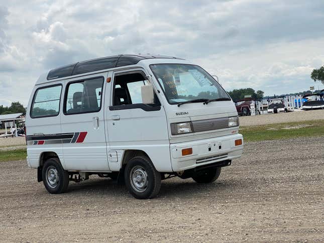 A Kei Van Is One Of The Most Ridiculous Cars You Could Drive