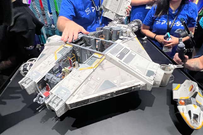 SDCC 2023: Hasbro Star Wars Ghost Haslab Up Close Gallery