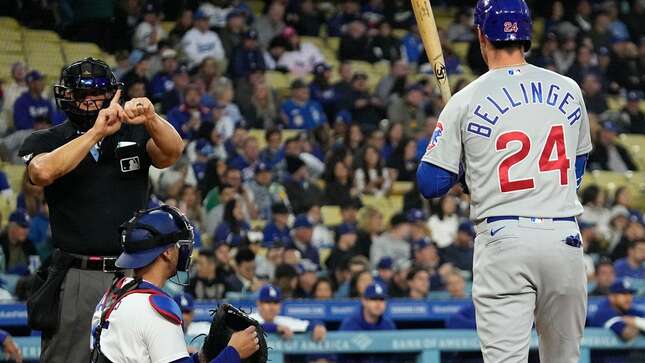 Cody Bellinger given strike while taking in standing ovation